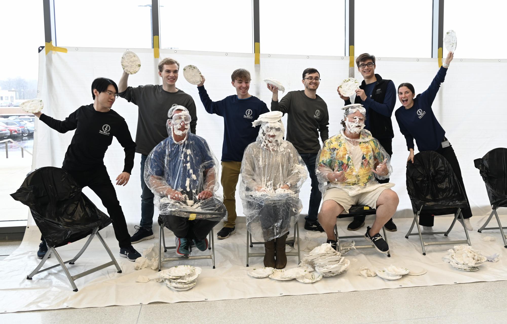 Tau Beta Pi Returns To Pi E A Professor Day The Oakland Post